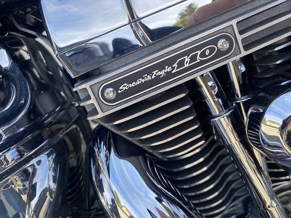 Harley Davidson Breakout CVO 1800 (Gebraucht) in Alchenflüh für CHF ...