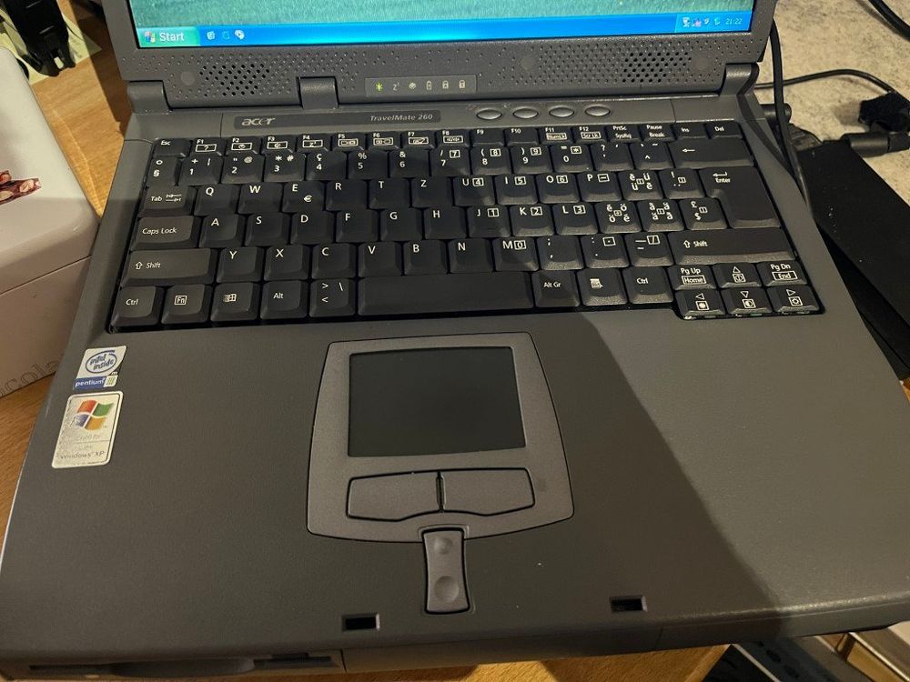Retro Vintage Laptop Acer Travelmate mit XP Home neu inst. | Kaufen auf ...