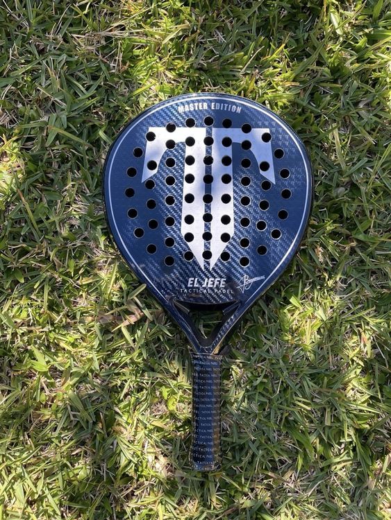 Thronos "El Jefe" Tactical Padel Master Edition Bergamini (Neu (gemäss ...