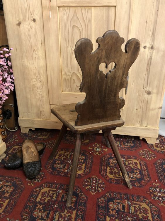 *RAUSVERKAUF* Stabelle / Stuhl massiv Holz antik stabil (Gebraucht) in ...