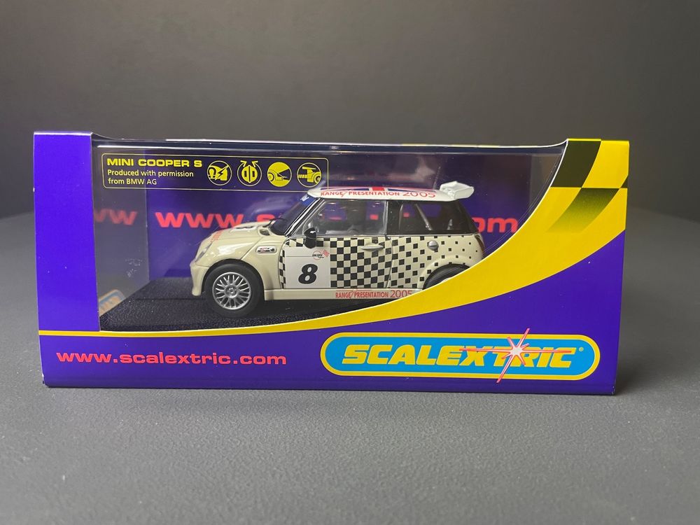 Scalextric RANGE PRESENTATION C2633 Mini Cooper S (Neu (gemäss ...
