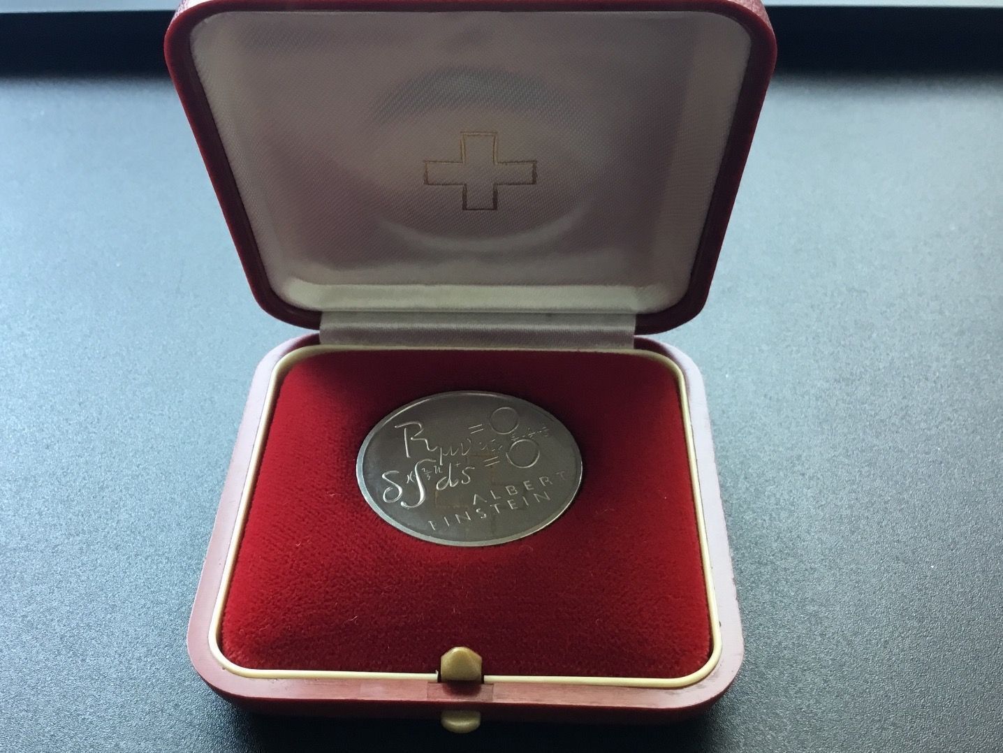 5 Franken Einstein Formel in PP , Top Zustand (Neu und originalverpackt ...