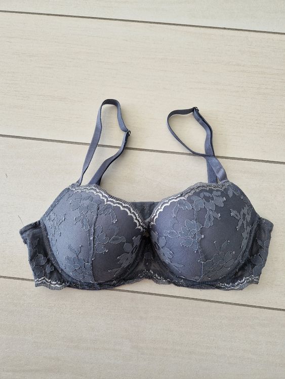 Victoria's Secret BHs, Grösse 34D, Grau und Schlangenmuster (Gebraucht ...