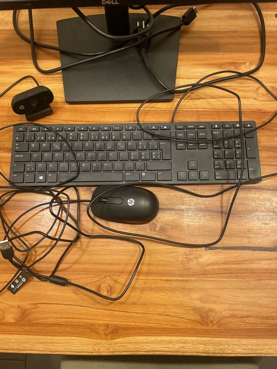 Komplettes Homeoffice Set: Dell Monitor, HP Tastatur & mehr! (Gebraucht ...