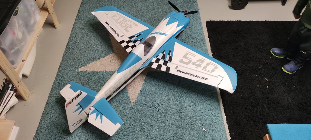 FMS Edge 540 Kunstflug RC Modellflugzeug | Kaufen auf Ricardo