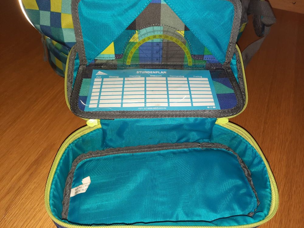 Coocazoo Schulrucksack mit Etui (Gebraucht) in Buttwil für CHF 5 – mit ...
