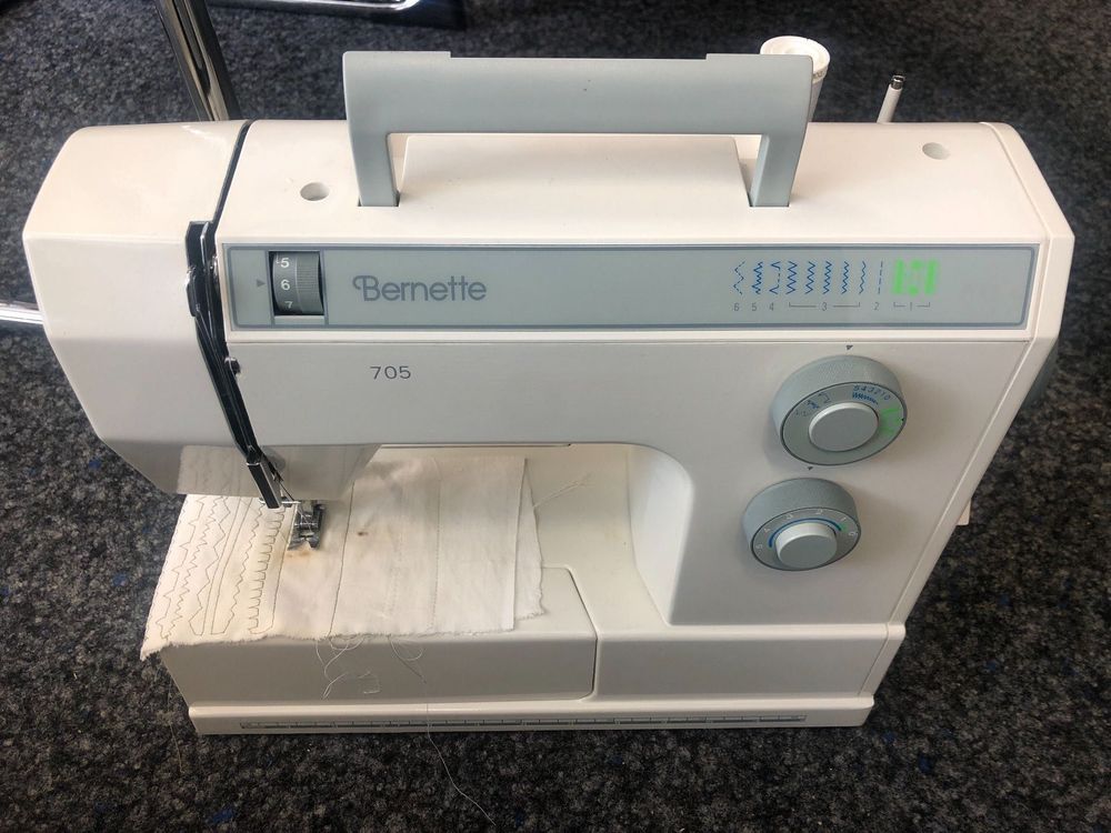 Nähmaschine Bernette 705 (Gebraucht) in Rorschach für CHF 47 – mit ...
