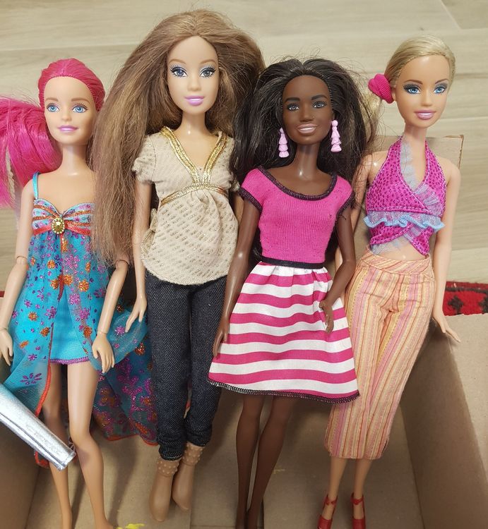 Barbie Puppen Paket 1 (Gebraucht) in Lachen SZ für CHF 15 – mit ...