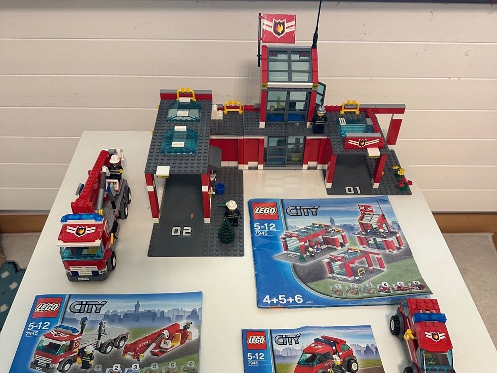 Lego Feuerwehr 7945 (Gebraucht) in Pfaffhausen für CHF 58 – mit ...