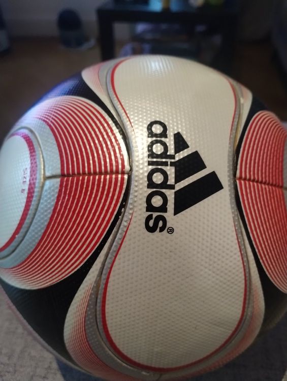 Ballon Adidas Teamgeist 2 (match ball) (D'occasion) à Lausanne pour CHF ...