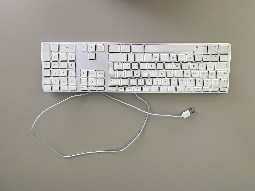 originale AppleTastatur mit Zahlenblock. Getestet. (Gebraucht) in ...
