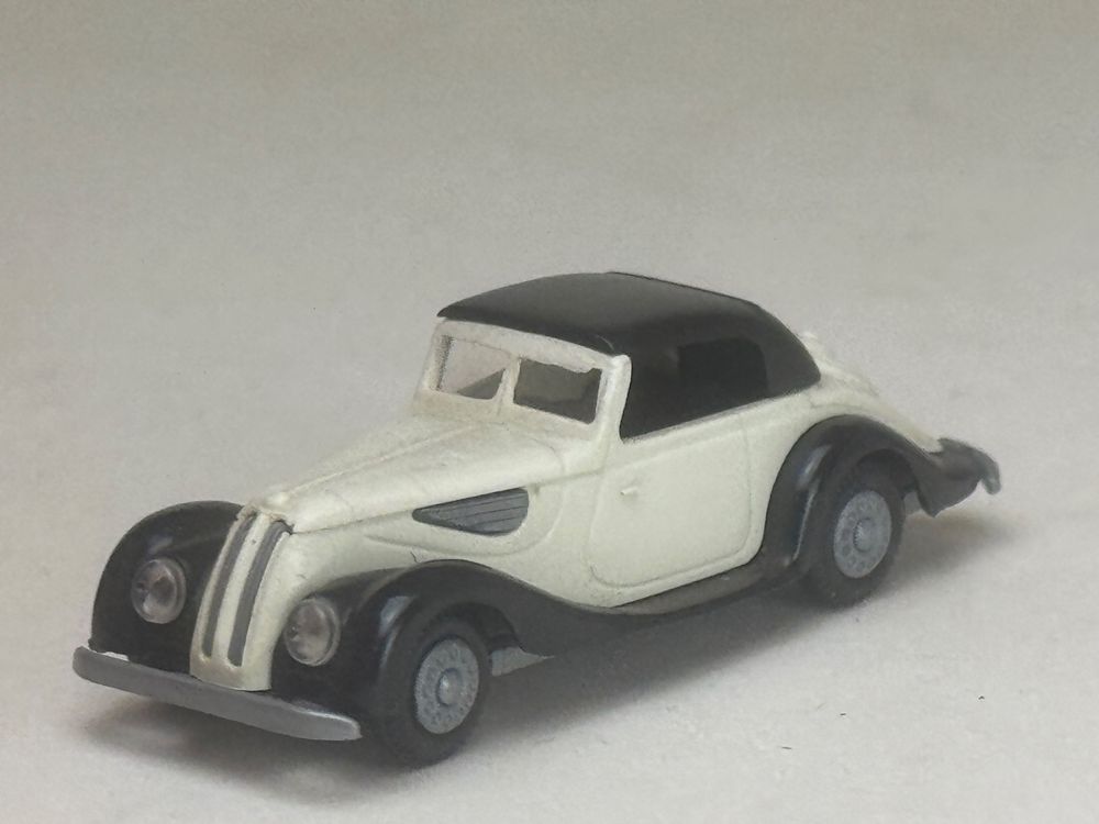 GB1-Praline BMW 327 weiss/schwarz (Gebraucht) in Elm für CHF 5 – mit ...