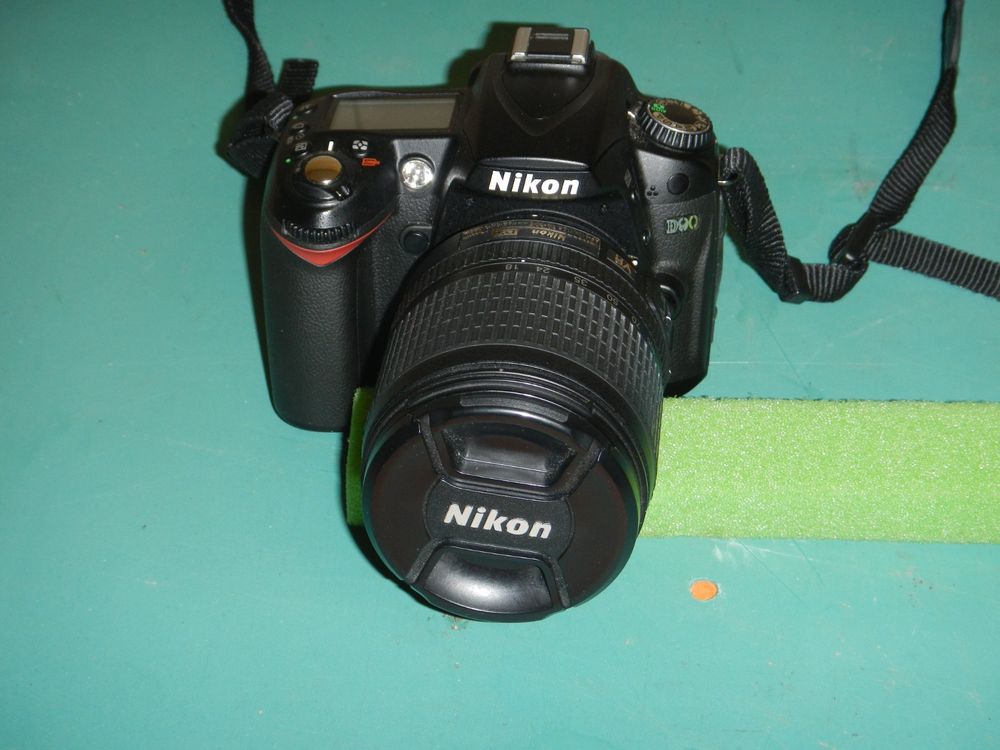 Nikon D 90, Spiegelreflexkamera | Kaufen auf Ricardo