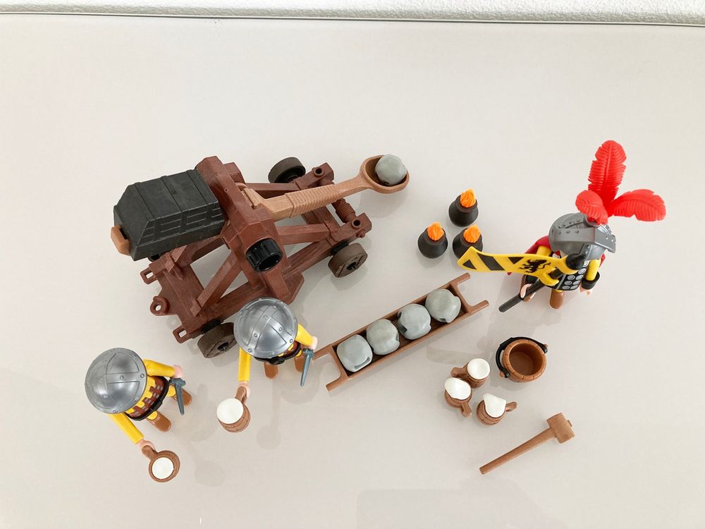 Playmobil 3653 - Lion Knights with Catapult (Gebraucht) in für CHF 16 ...