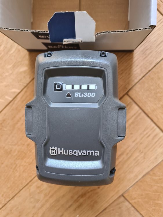 Husqvarna Battery BLi 200/BLi 300/B140 (Neu und originalverpackt) in ...