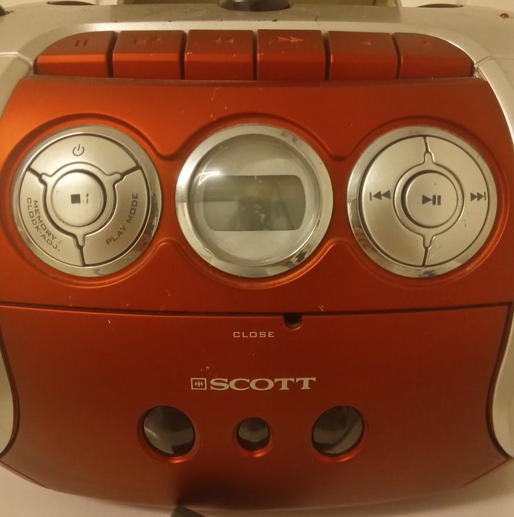 CD- und Kassetten-Player von Scott (Defekt) in Kilchberg ZH für CHF 1 ...