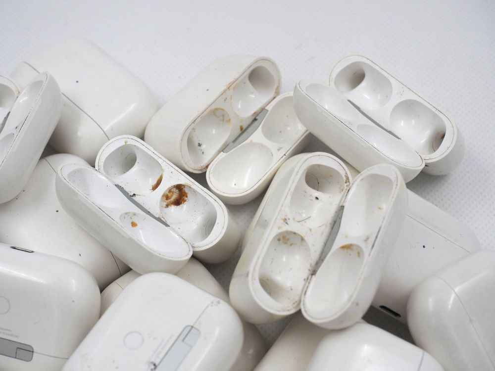 25 x APPLE AirPods Pro 1. Generation Lader (26011617) (Gebraucht) in ...
