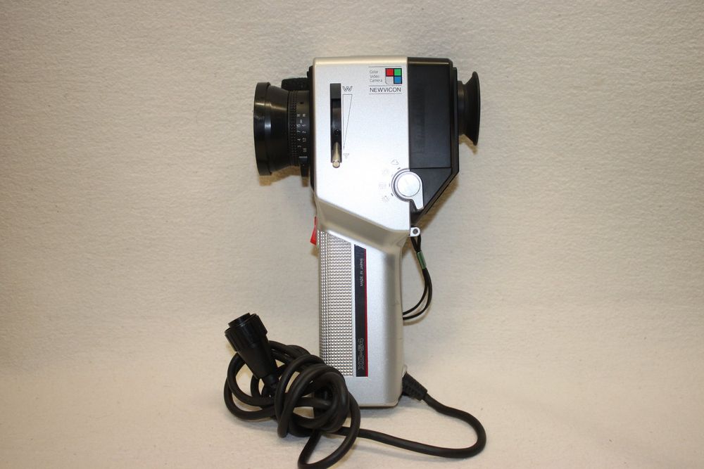 Antike Sharp Color Video Camera (Gebraucht) in Thun für CHF 30 – mit ...