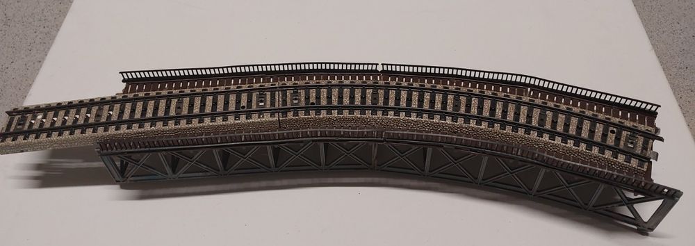 Märklin Brückenstück Gitterbrücke ohne Pfeiler HO (Gebraucht) in Nidau ...