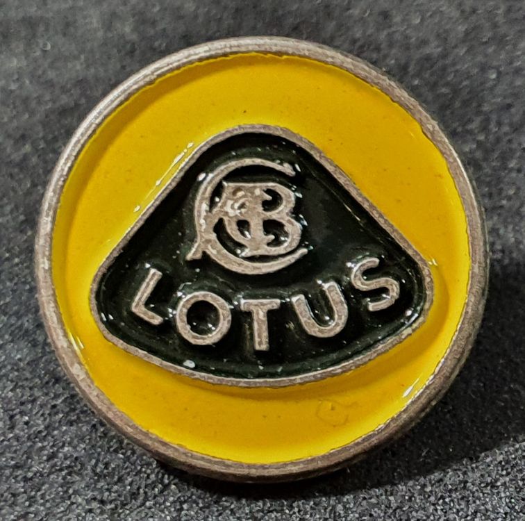 V230 - Pin CAB LOTUS Logo (Gebraucht) in Reinach BL für CHF 3 – mit ...