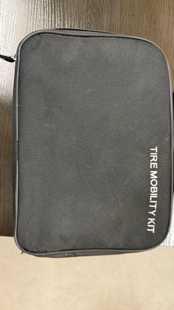 BMW Tire Mobility Kit - Used, Good Condition, Complete (Neu und ...