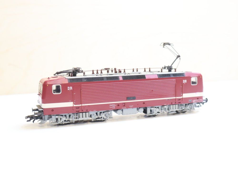 Märklin DR E-Lok BR 243 - Digital AC - H0 3743 (Gebraucht) in ...