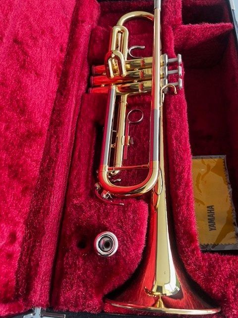 Trompete Yamaha YTR 4320E (Schnäppchen) (Gebraucht) in Diessenhofen für CHF 305 – mit Lieferung ...