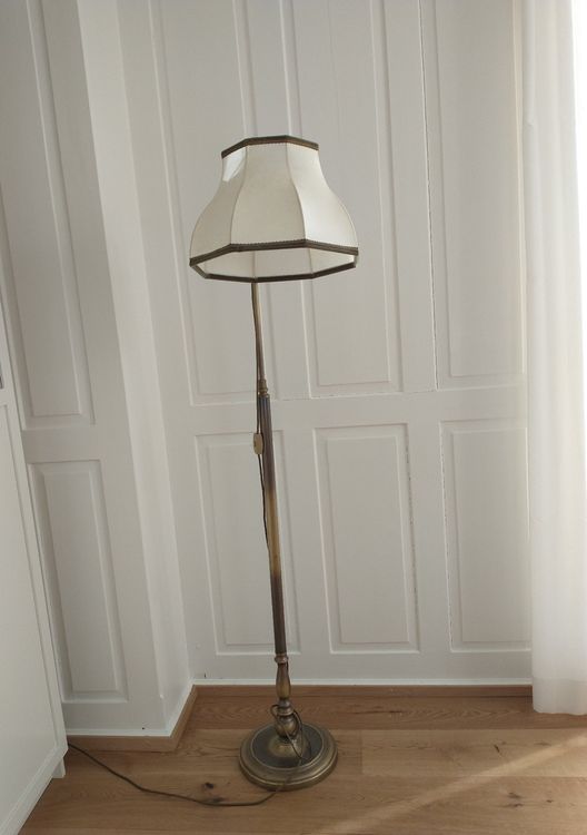 Vintage Stehlampe (Gebraucht) in St. Gallen für CHF 91 – nur Abholung auf Ricardo kaufen
