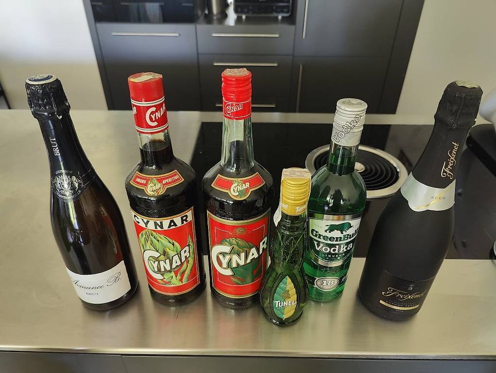 Cynar, Vodka, Freixenet, Tunel, Brut (Gebraucht) in Stäfa für CHF 25 ...