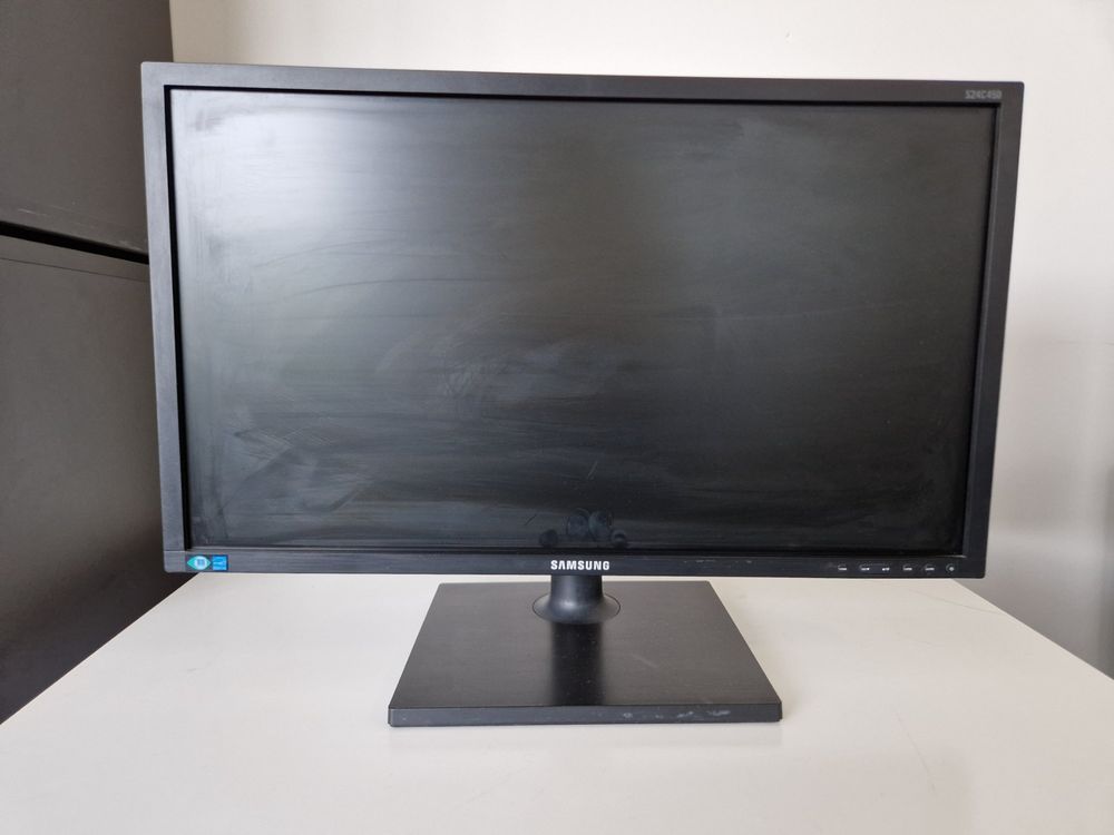 Samsung S24C450B (Gebraucht) in Au für CHF 5 – nur Abholung auf Ricardo ...