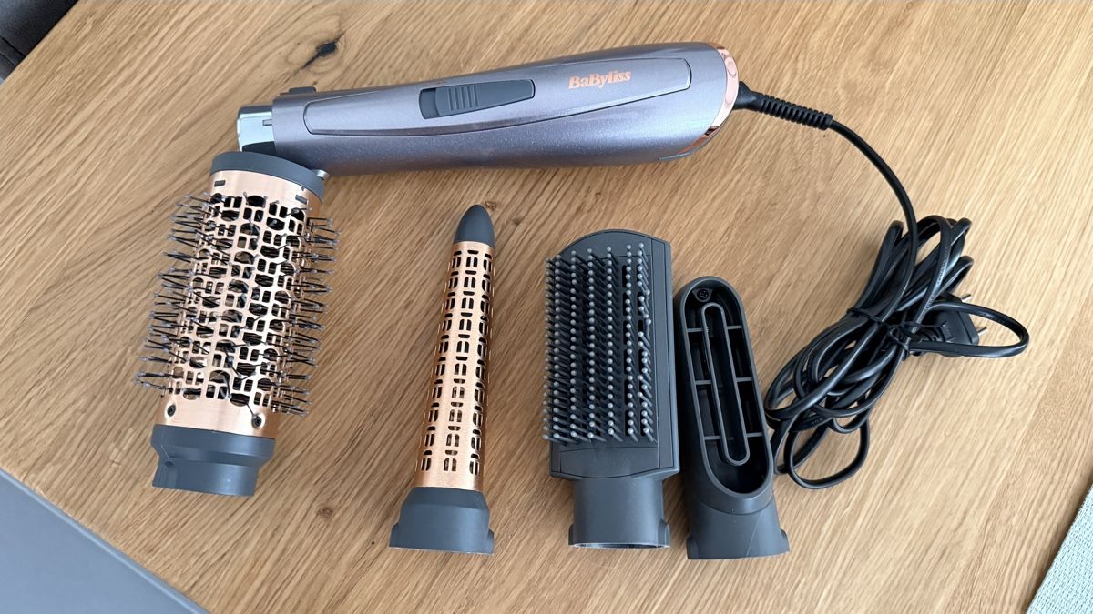 Babyliss Warmluftbürste zu verkaufen - Top Zustand! 53 (Gebraucht) in ...