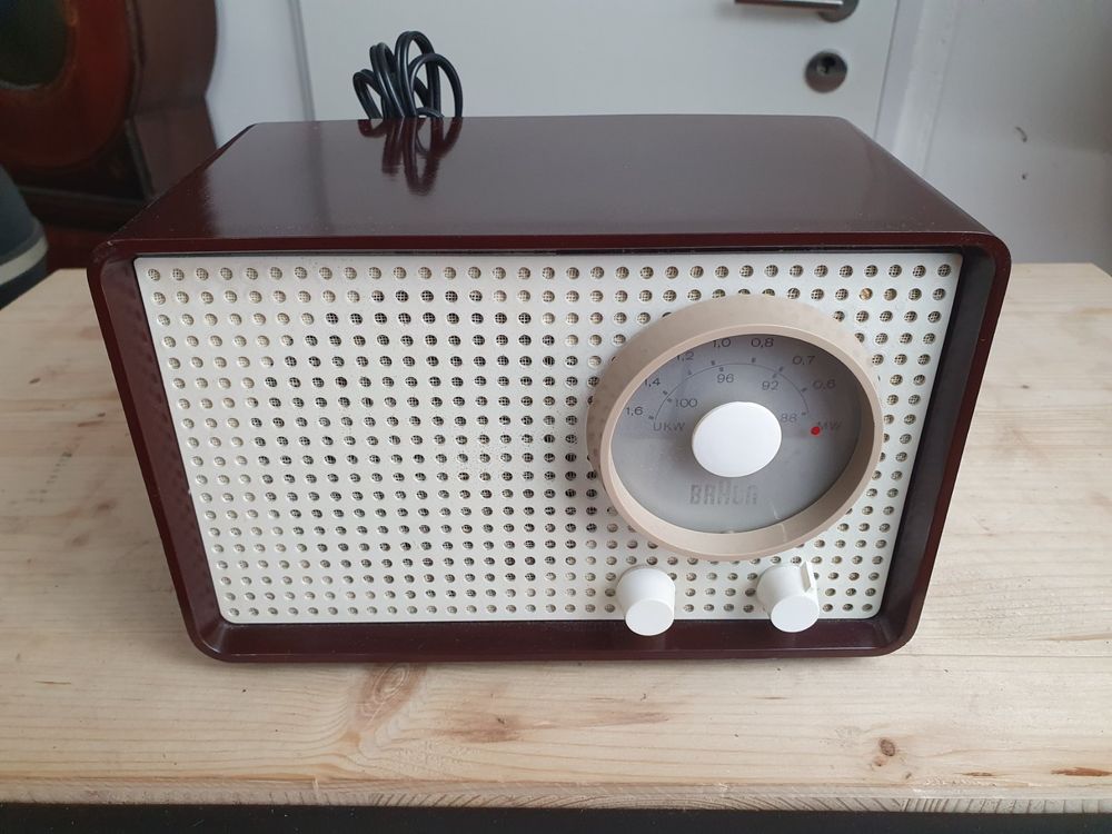 Braun Kleinsuper SK2 Röhrenradio Designklassiker 50er Jahre (Defekt) in ...