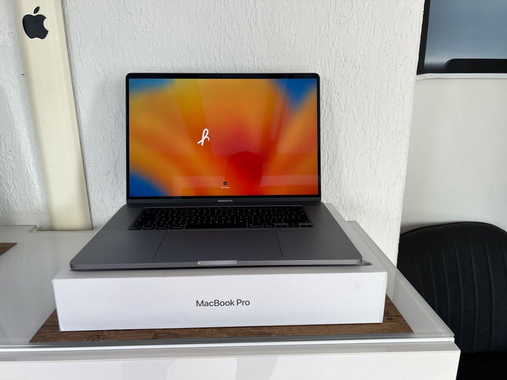 MacBook Pro 16| Touch Bar |6-Core i7 |16GB |2020 (Neu (gemäss Beschreibung)) in Zürich für CHF ...