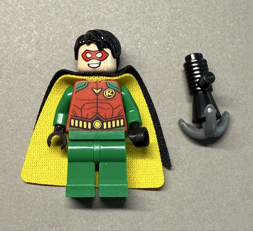 1 Stück LEGO DC Robin Minifigur - Selten. (Gebraucht) in Rheinfelden ...