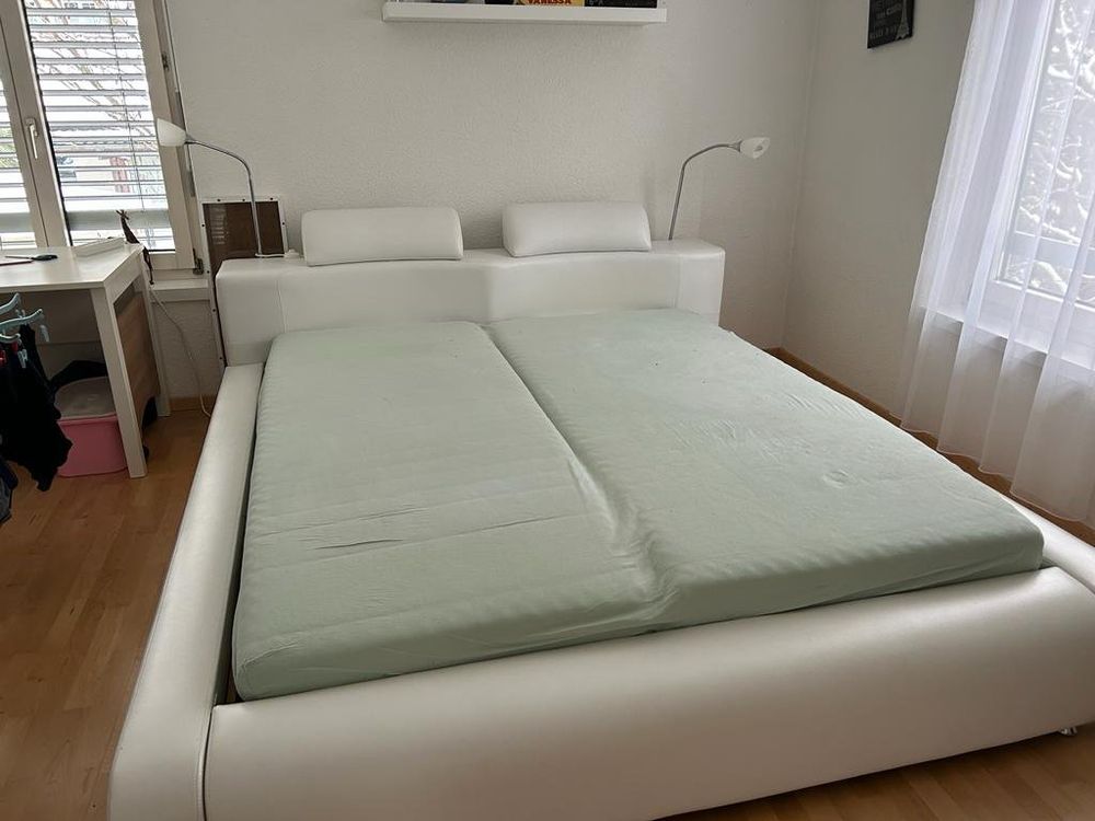 Bett mit Bettinhalt | Kaufen auf Ricardo