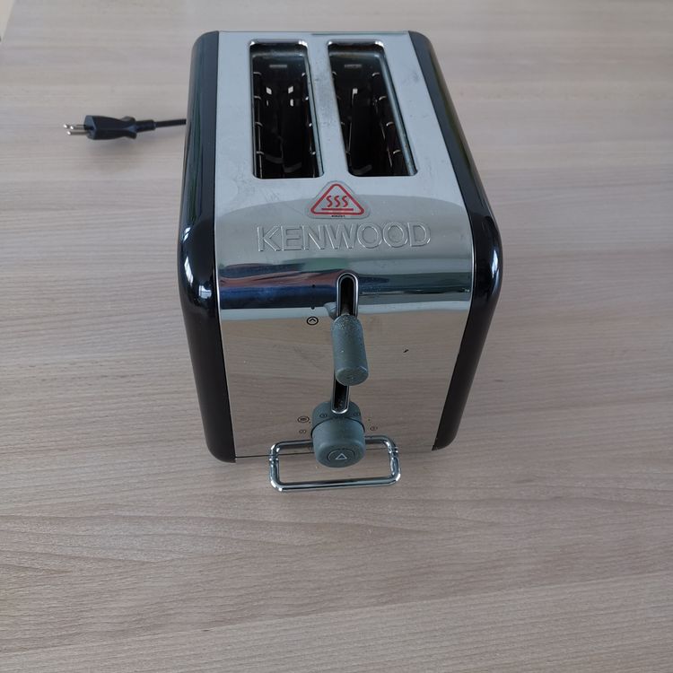 Toaster Kenwood (Gebraucht) in St.Gallen für CHF 7 – mit Lieferung auf Ricardo kaufen