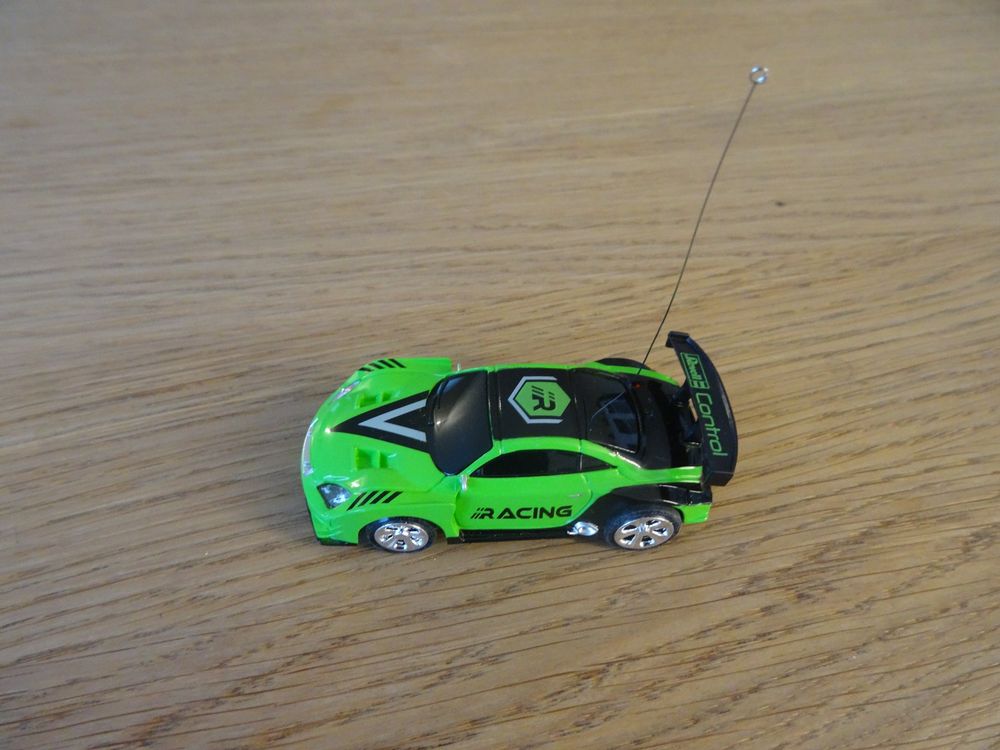Revell Mini RC ferngesteuertes Auto grün schwarz (Gebraucht) in Winznau ...