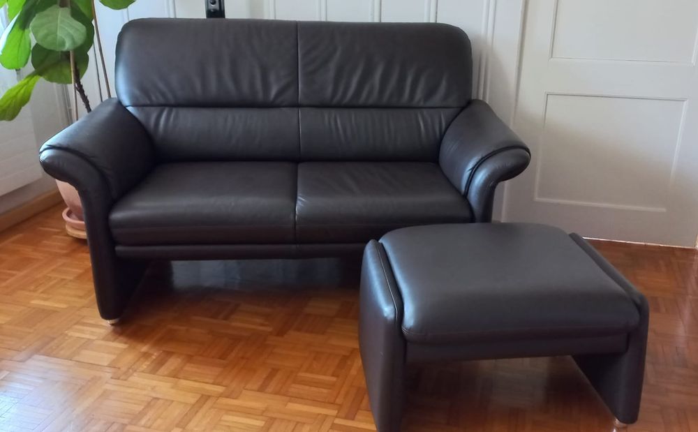 Leder Sofa mit Hocker, dunkelbraun, sehr bequem, Topzustand (Gebraucht ...