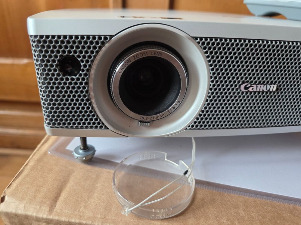 Beamer TV Heim Kino Projektor Canon LV S3 (Gebraucht) in Walterswil BE ...
