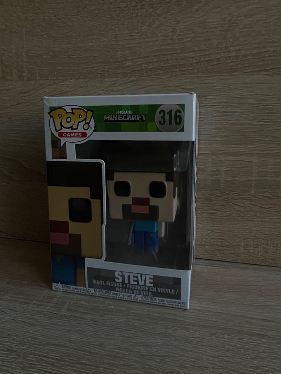 Funko pop Minecraft (Gebraucht) in Biel/Bienne für CHF 16 – mit ...