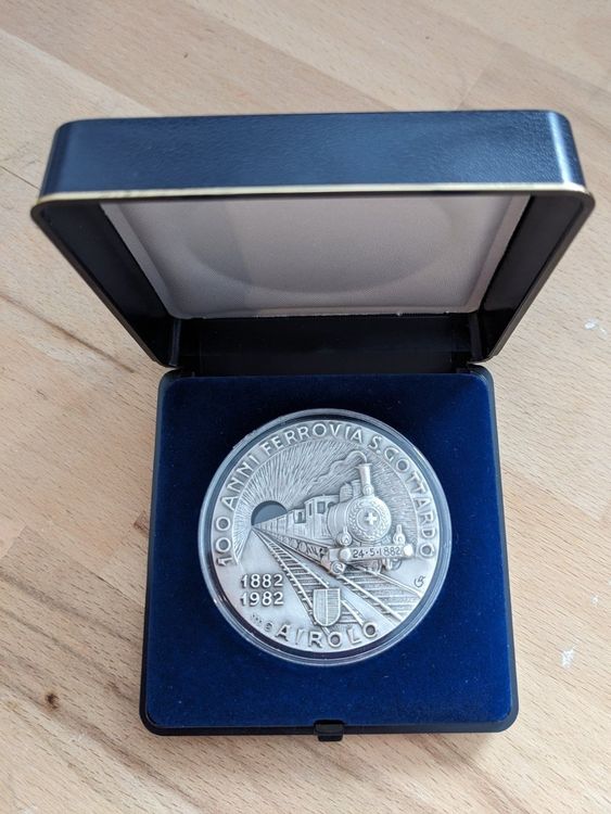 Médaille 100 jahre Gotthard-Bahntunnel 1882/1982 (Neu und originalverpackt) in Valeyres-Rances ...