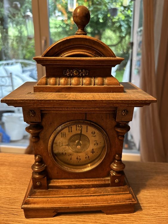 Antike Uhr (Gebraucht) in Adligenswil für CHF 3 – nur Abholung auf Ricardo kaufen