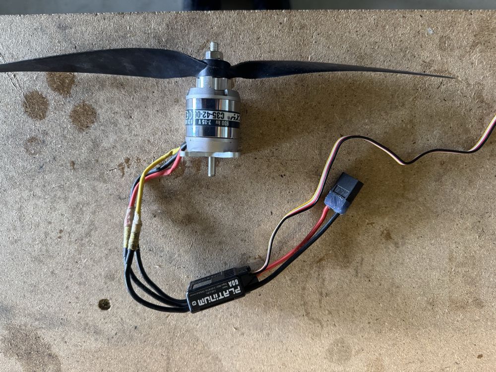 Moteur roxxy + régulateur hobbywing (D'occasion) à Monthey pour CHF 40 – avec livraison ...