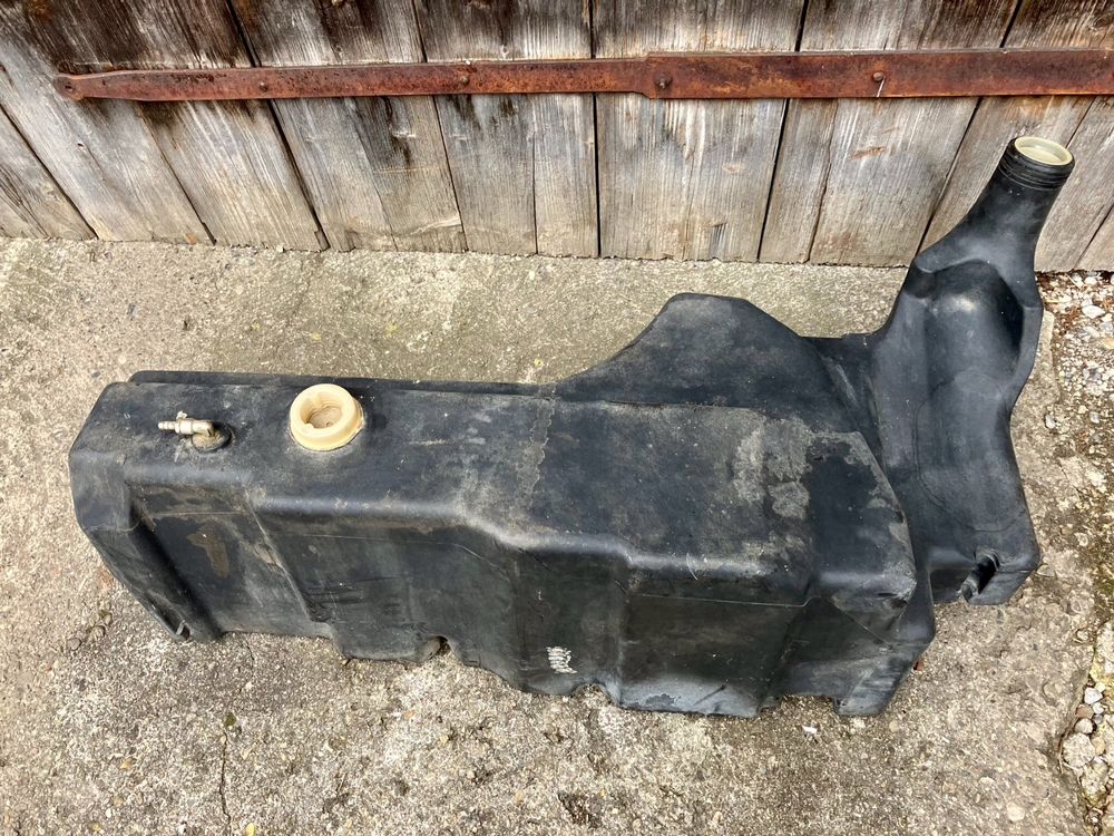 Diesel Tank für Traktor (Neu (gemäss Beschreibung)) in Gündisau für CHF ...