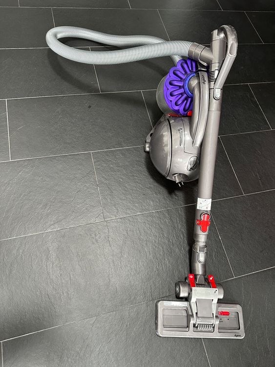 Dyson Staubsauger DC 37C | Kaufen auf Ricardo