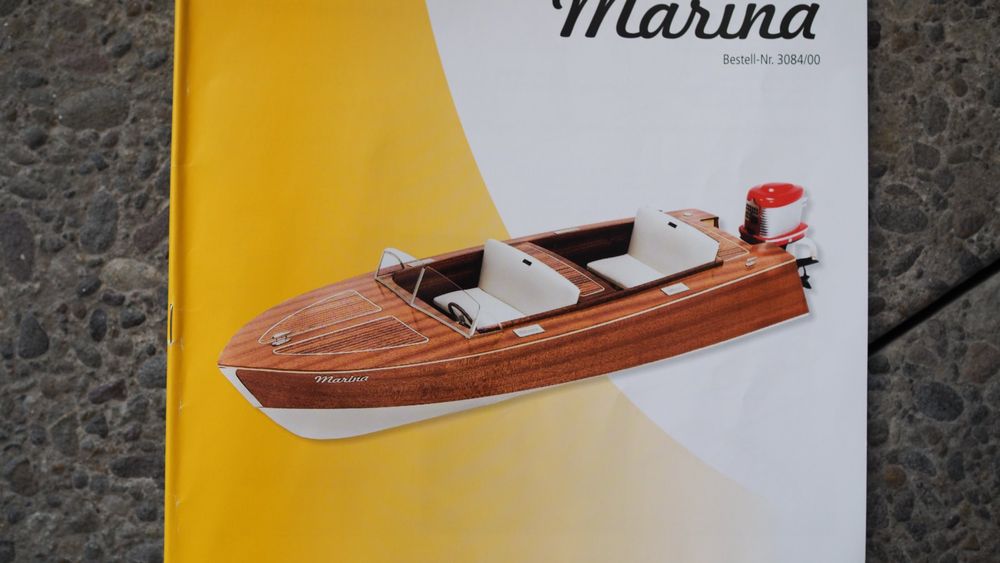 Aeronaut Marina, RC-Aussenbordmotorschiff (Gebraucht) in Münchenstein für CHF 35 – nur Abholung ...