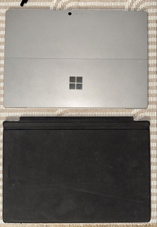 Microsoft Surface 5 Pro i5 / 8GB RAM / 256gb (Defekt) in Basel für CHF ...