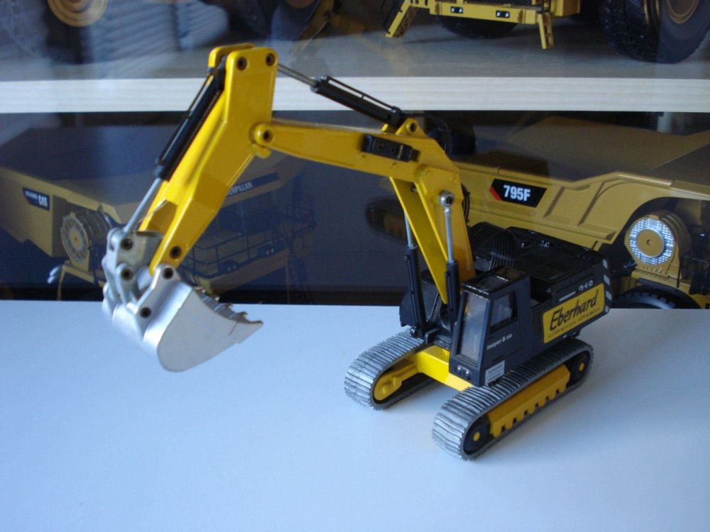 MENCK M 500-H Raupenbagger (Gebraucht) in Mitlödi für CHF 11 – mit ...