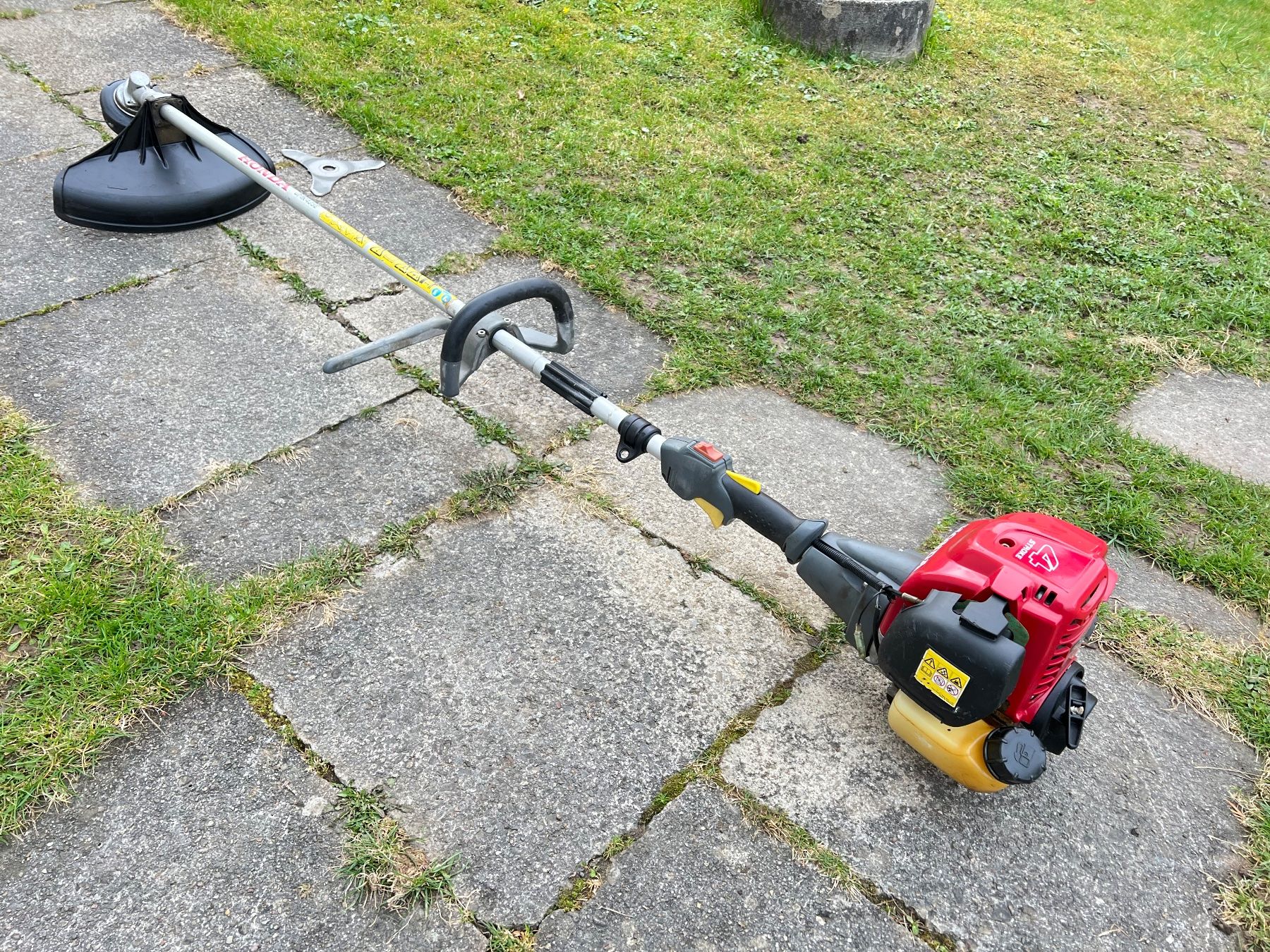 Profi Rasentrimmer Honda UMK 435, 4-Takt Benzin, (Gebraucht) in Hinwil ...