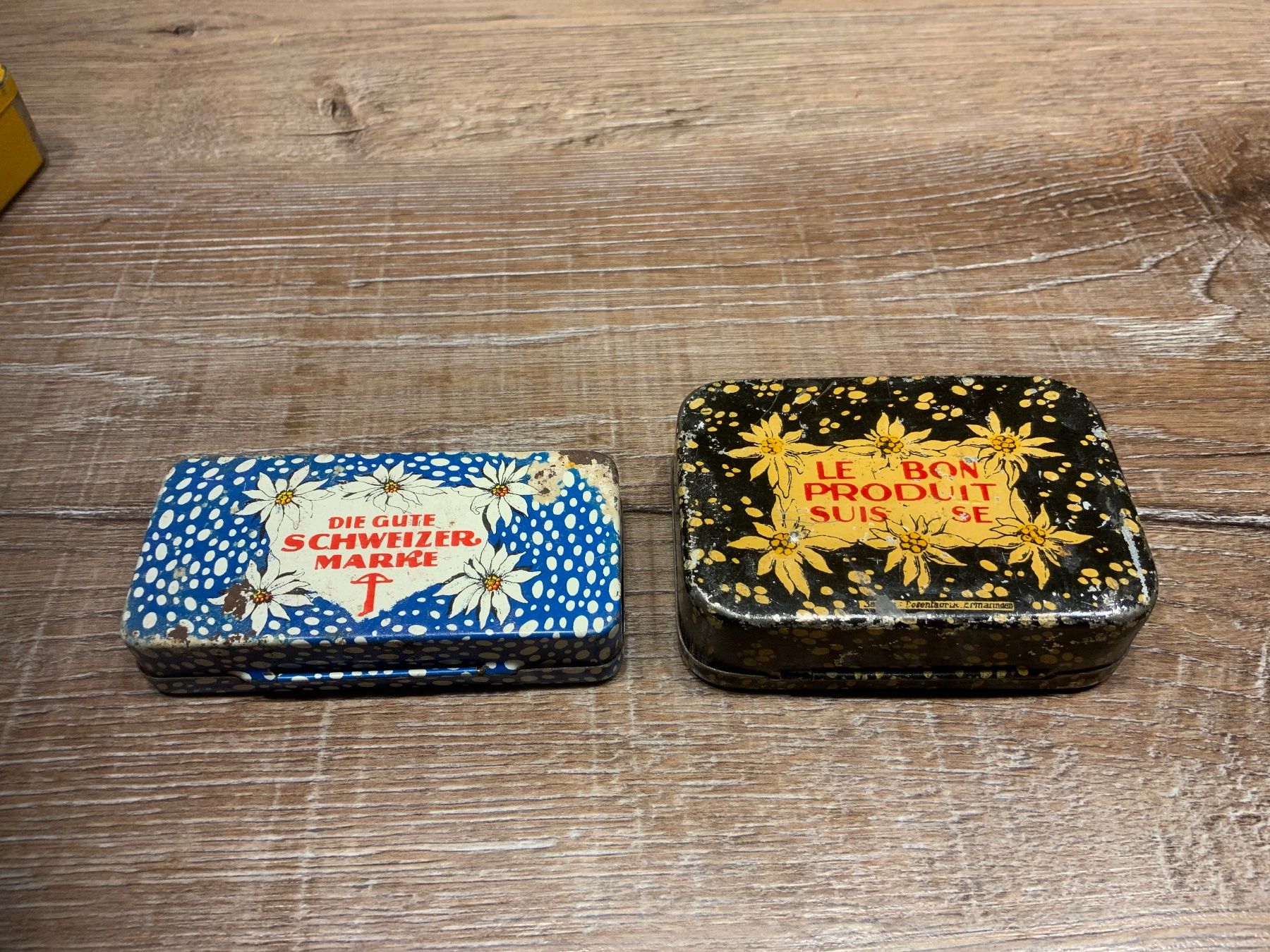 Alte Alpa Dosen, 2er Set, Vintage, Schweizer Marke (Gebraucht) in ...